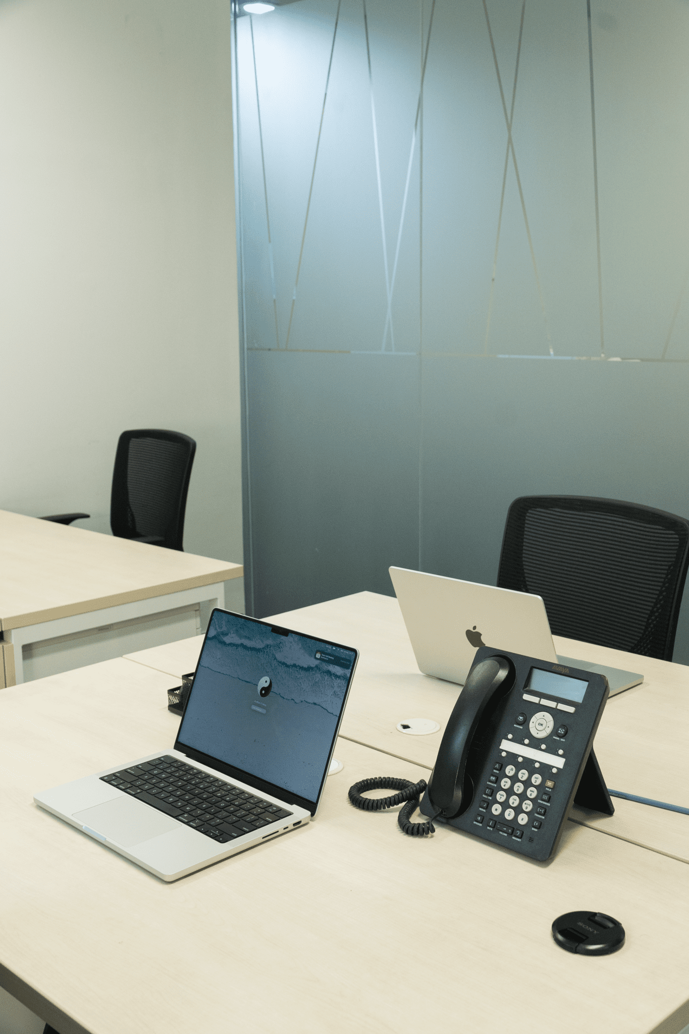 5 Desain Ruangan Kantor yang Kreatif - Effist Suite Office